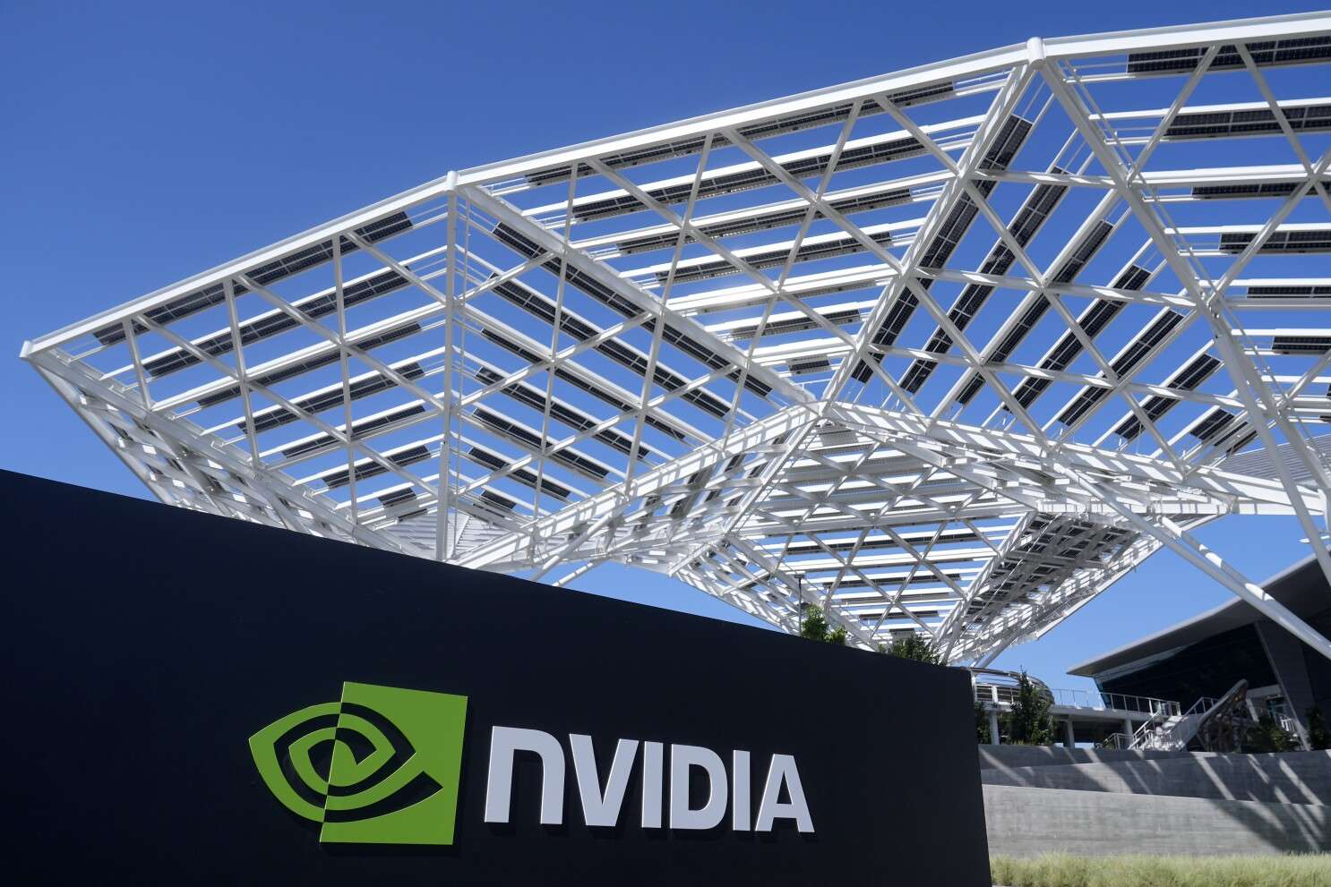 Prédictions de l'action NVIDIA (NVDA) 2025, 2026, 2030 - Faut-il investir dans NVIDIA maintenant ...